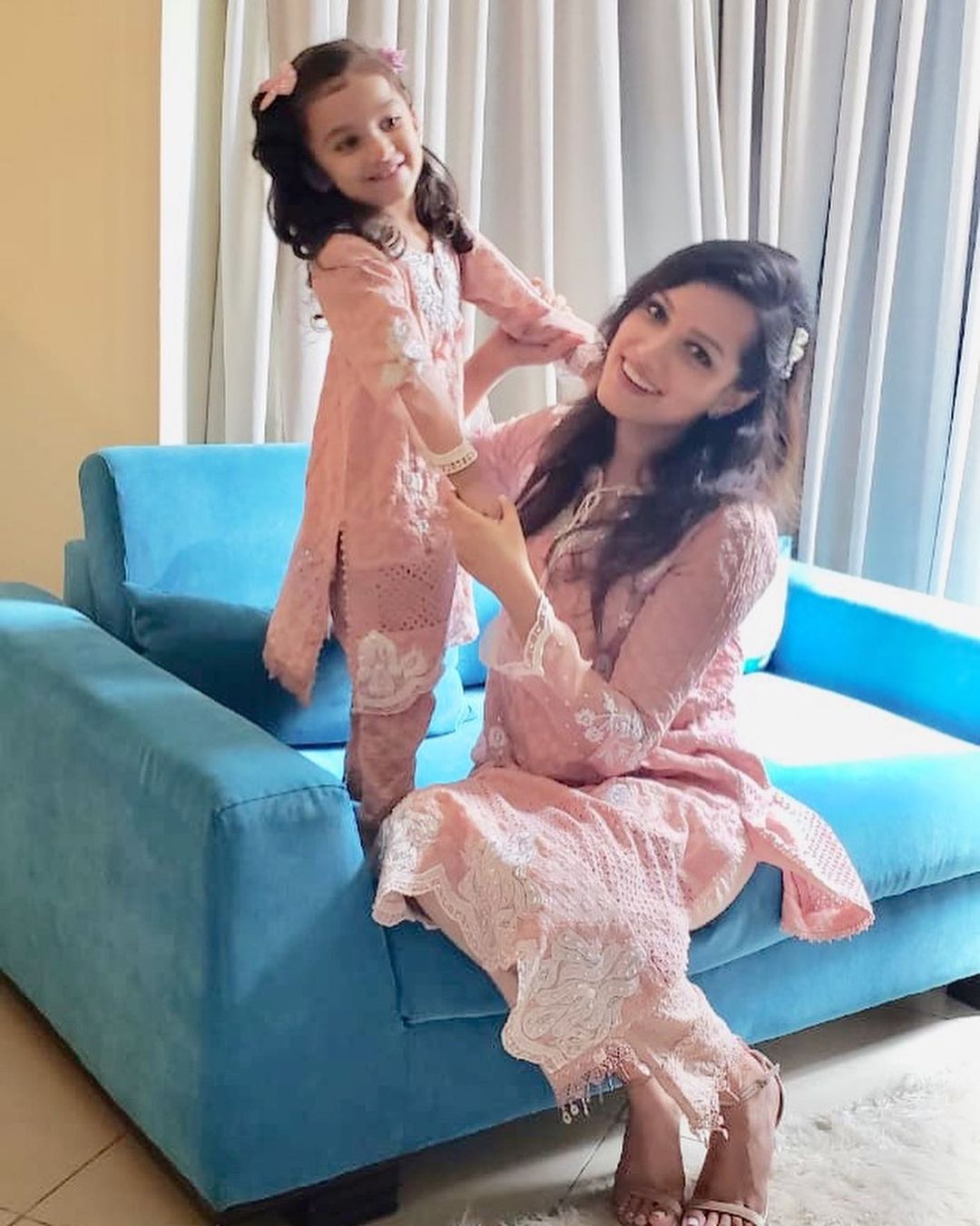 Bushra Ansari Daughter - Who Is She? | Reviewit.pk