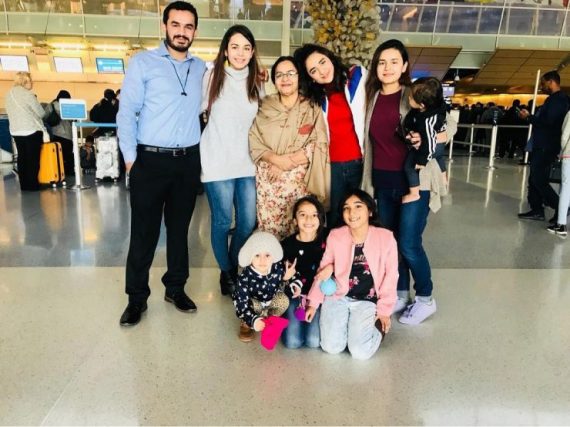 Raaz e Ulfat Cast In Real Life | Reviewit.pk