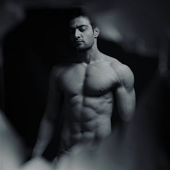 Raaz e Ulfat Cast In Real Life | Reviewit.pk