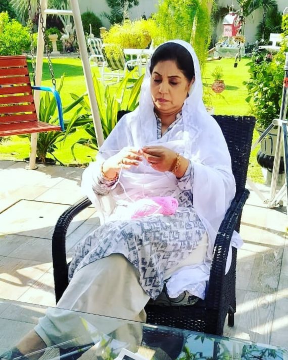 Fitrat Drama Cast In Real Life | Reviewit.pk