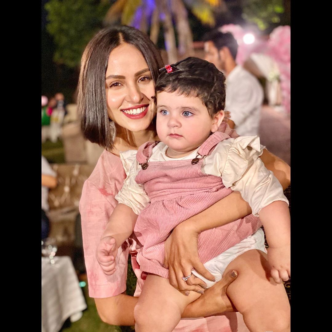 Sidra Batool Celebrates Her Daughters Birthday | Reviewit.pk