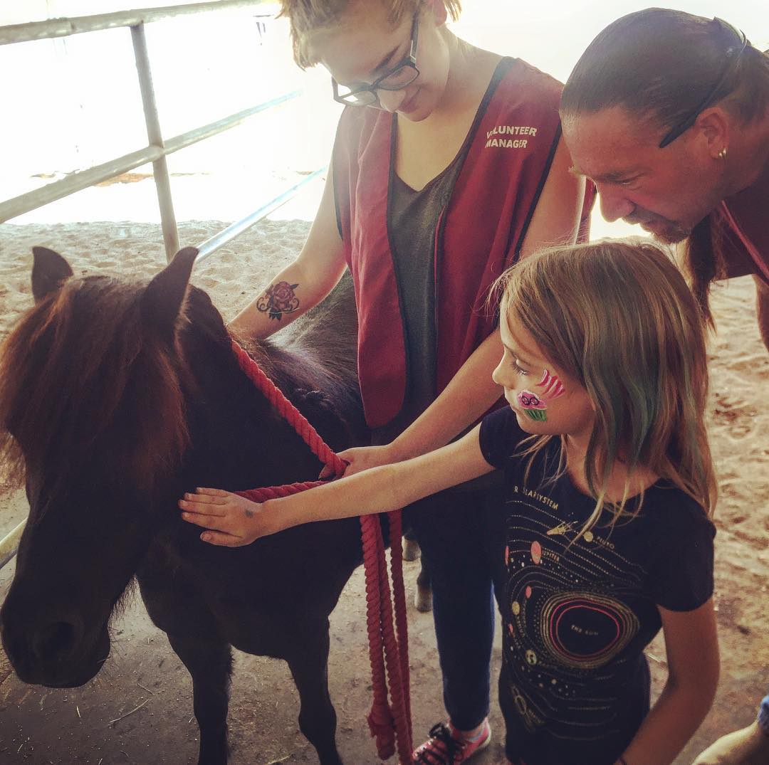 Justified Cast in Real Life 2020 | Reviewit.pk