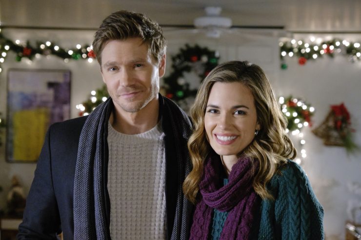 Write Before Christmas cast in real life | Reviewit.pk