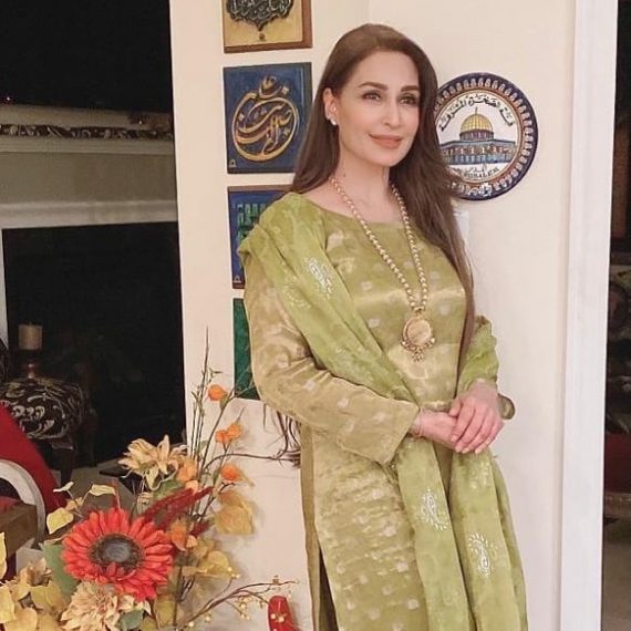 Latest Trendy Eastern Dresses of Reema Khan | Reviewit.pk