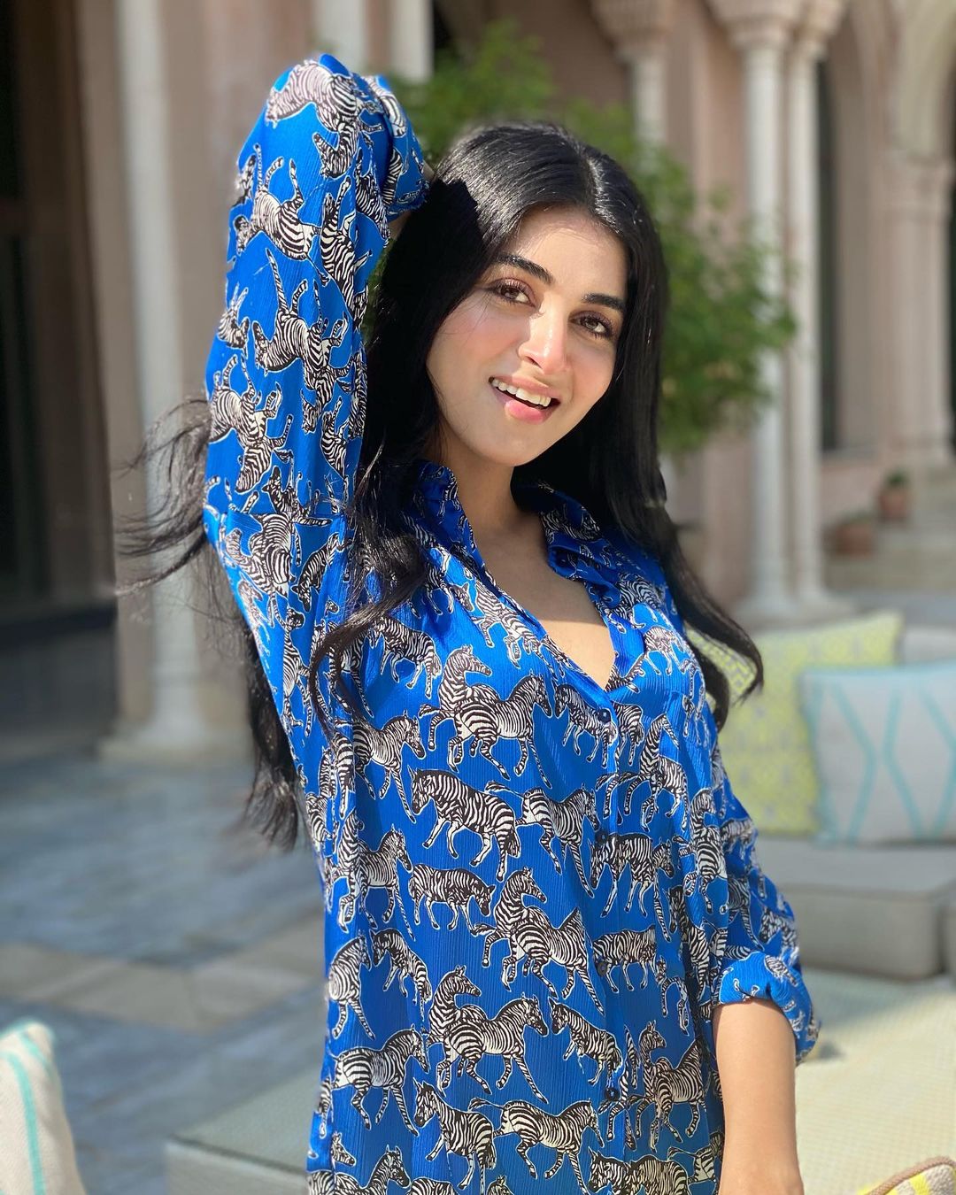 25 Latest Photos of The Beautiful Anmol Baloch | Reviewit.pk