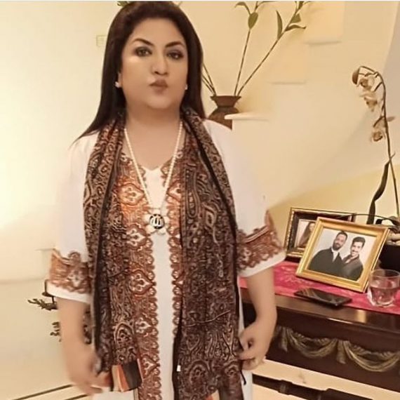 Bulbulay Cast In Real Life | Reviewit.pk