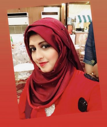 Syeda Bushra Iqbal Shares Pictures With Shahid Afridi's Daughter ...