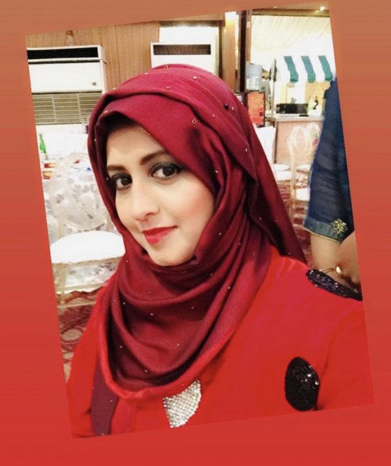 Syeda Bushra Iqbal Shares Pictures With Shahid Afridi's Daughter ...