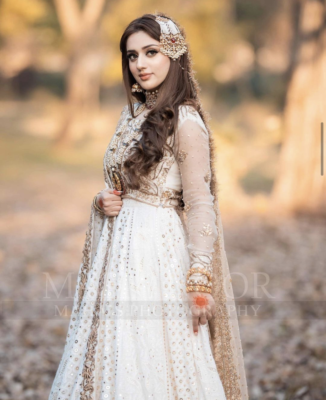 Latest Bridal Photoshoot Of Jannat Mirza | Reviewit.pk