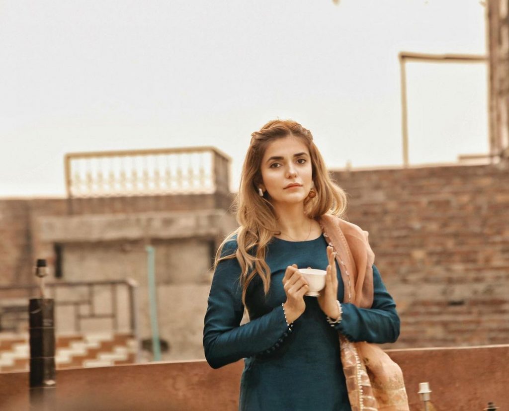 Momina Mustehsan Latest Beautiful Pictures from her Instagram | Reviewit.pk