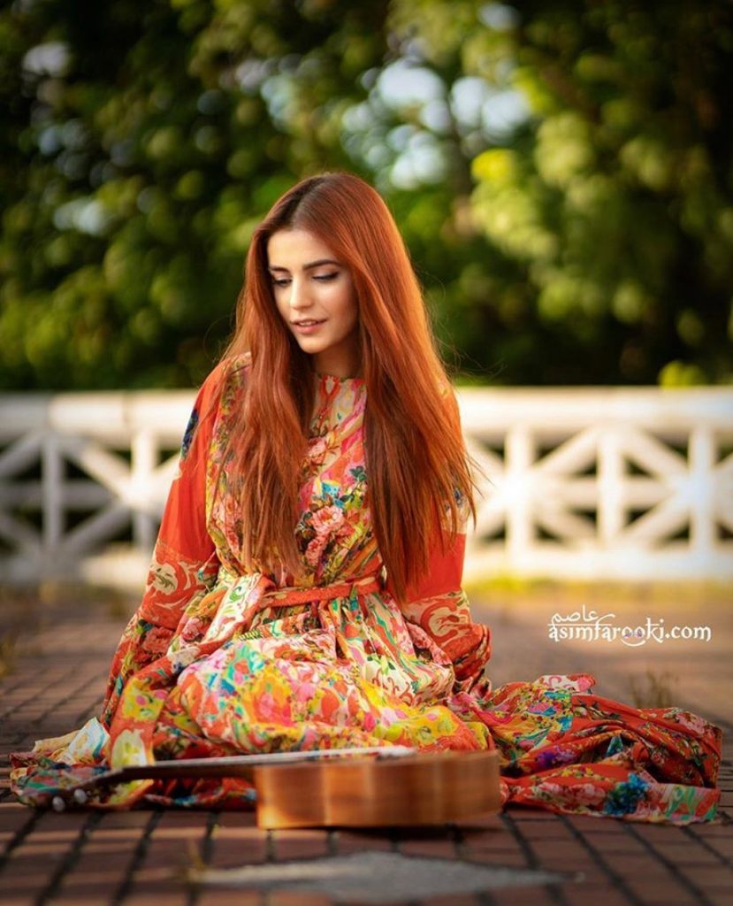 Momina Mustehsan Latest Beautiful Pictures from her Instagram | Reviewit.pk