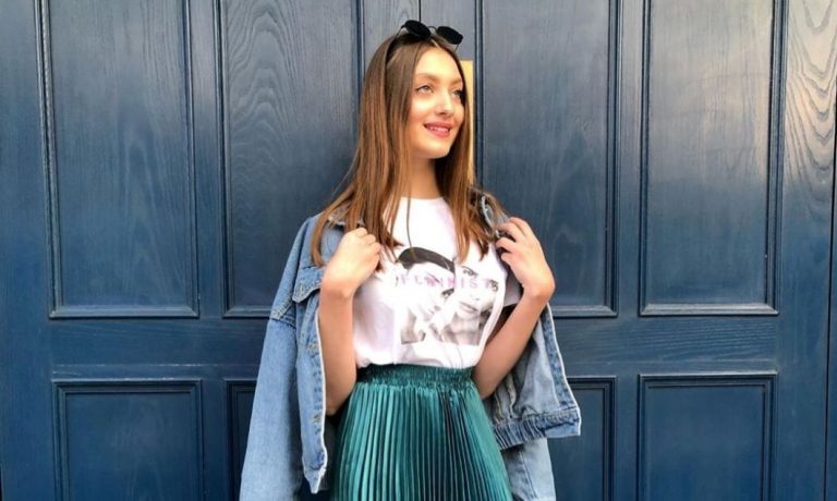 Neha Rajpoot And Shahbaz Taseer Spotted Together | Reviewit.pk