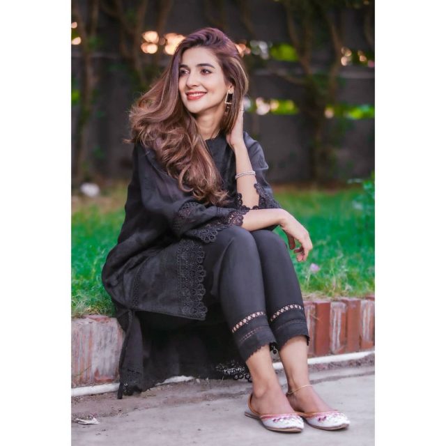 Rubab Hashim with her Husband Shoaib - New Pictures | Reviewit.pk