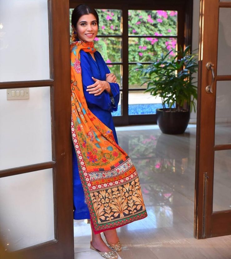 Rubina Ashraf with her Daughter Minna Tariq - Latest Pictures | Reviewit.pk