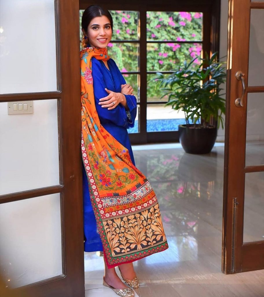 Rubina Ashraf with her Daughter Minna Tariq - Latest Pictures | Reviewit.pk