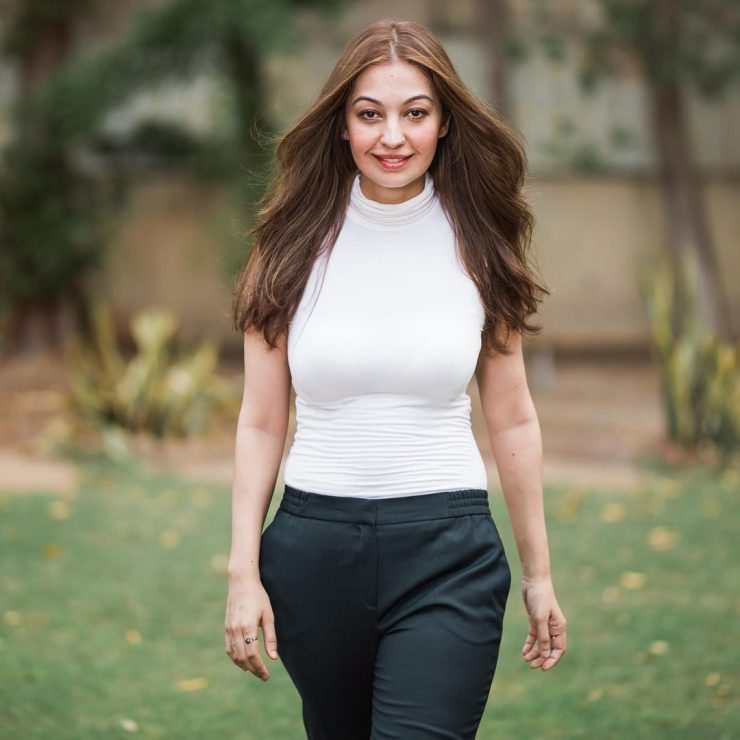 Rubya Chaudhry Reveals Details About Her Divorce | Reviewit.pk