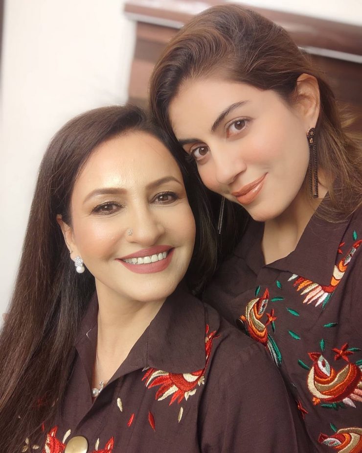 Saba Faisal with her Daughter Sadia Faisal - Latest Pictures | Reviewit.pk