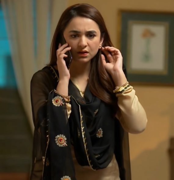 10 Beautiful Dresses Worn By Yumna Zaidi In Raaz e Ulfat | Reviewit.pk