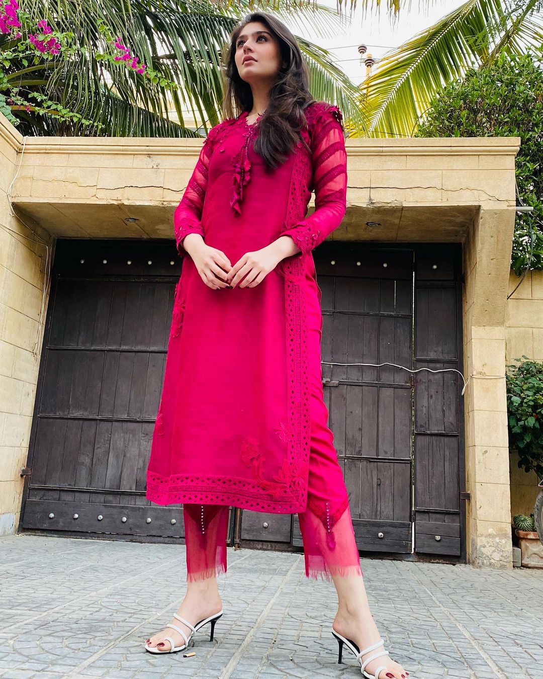 Latest Bridal Shoot Featuring The Gorgeous Dur-e-Fishan | Reviewit.pk