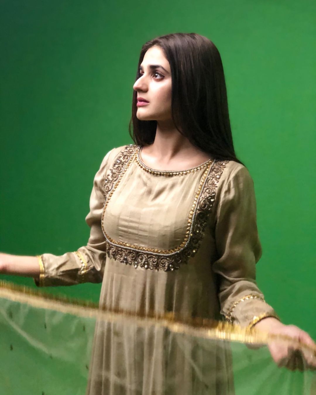 Latest Pictures of Hira Mani That Are Just Adorable | Reviewit.pk