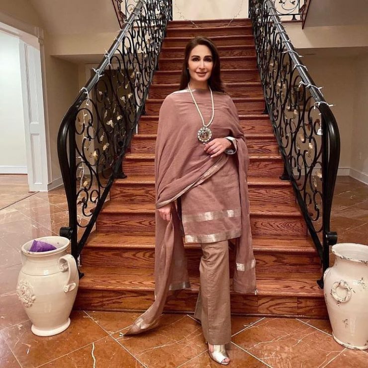 Latest Trendy Eastern Dresses of Reema Khan | Reviewit.pk