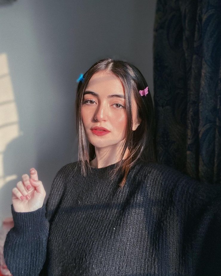 Unseen Pictures Of Model Meruub Ali | Reviewit.pk