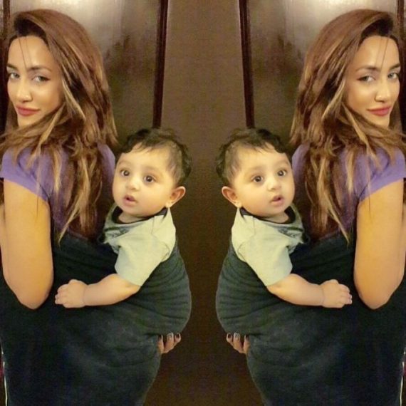Rare Photos of Mathira With Her Son | Reviewit.pk