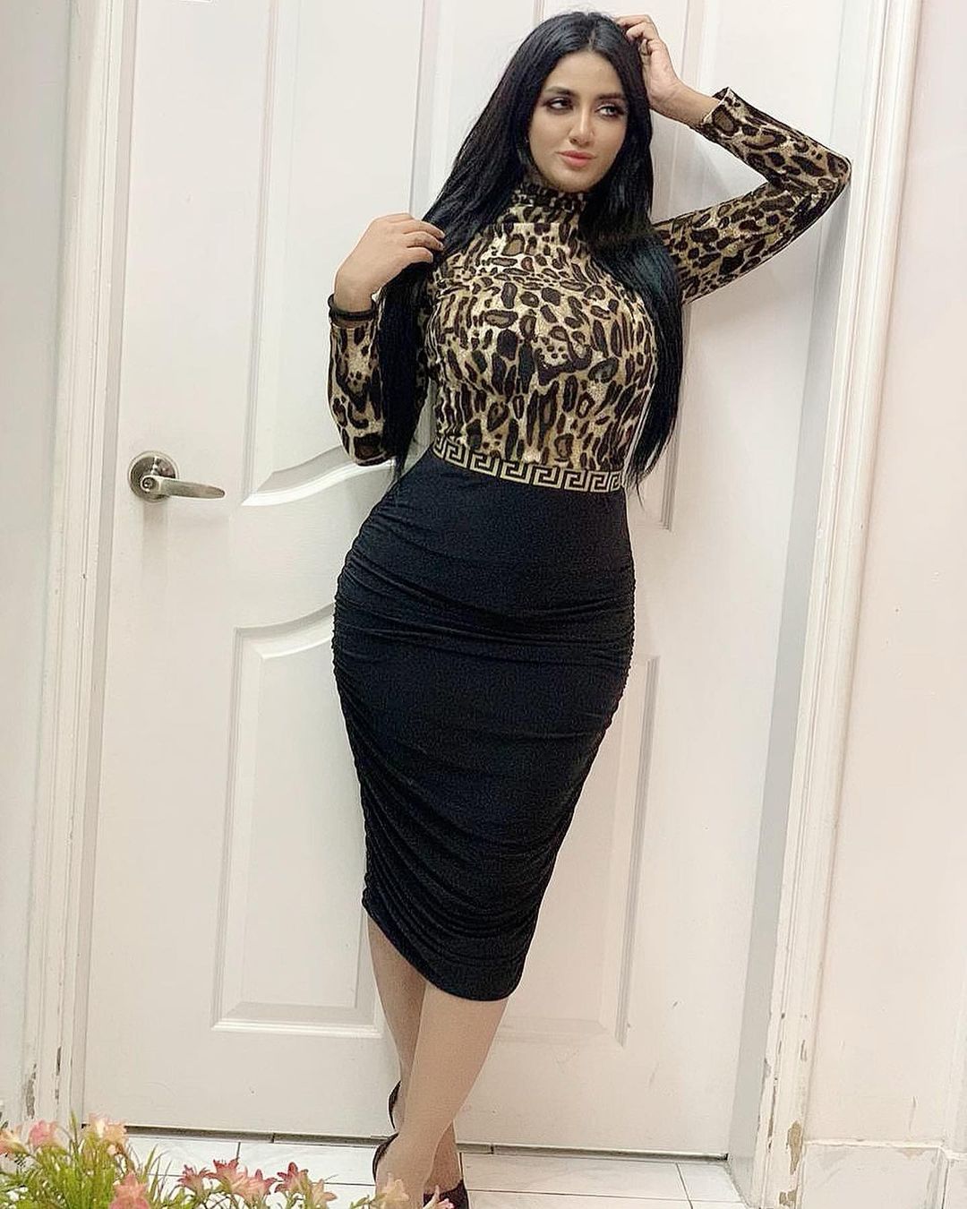 Least Controversial Photos Of Mathira From Her Instagram Account ...