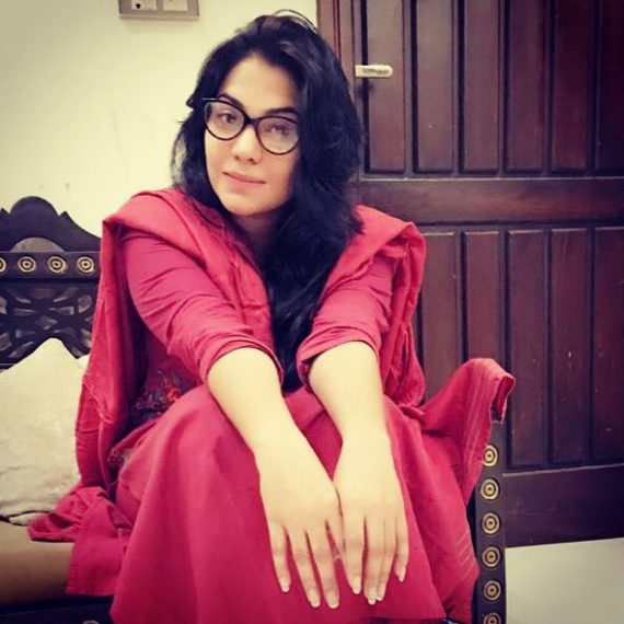 Exquisite Photos of Sanam Marvi | Popular Folk Singer | Reviewit.pk