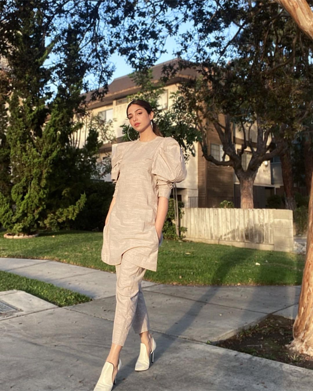 Latest Pictures Of Sonya Hussyn From Her Trip To USA | Reviewit.pk