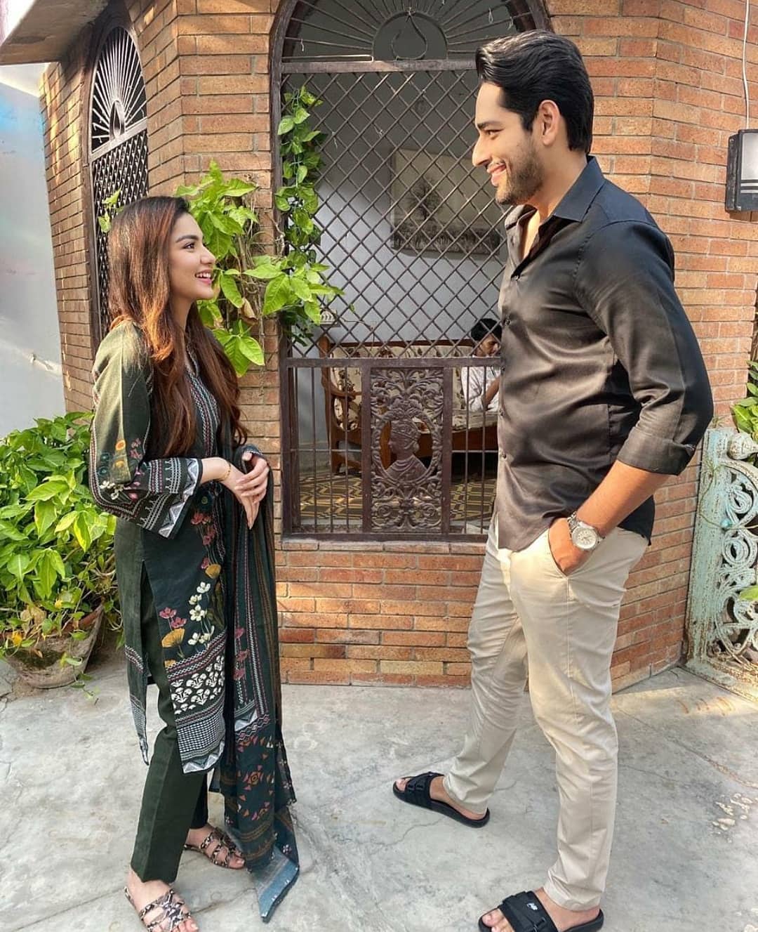 Syeda Tuba Aamir Debut In Drama Serial Bharaas | Reviewit.pk