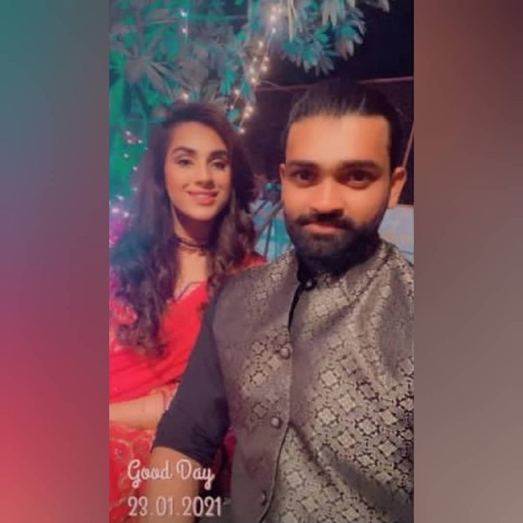 Latest Pictures of Actor Faizan Sheikh With his Family | Reviewit.pk