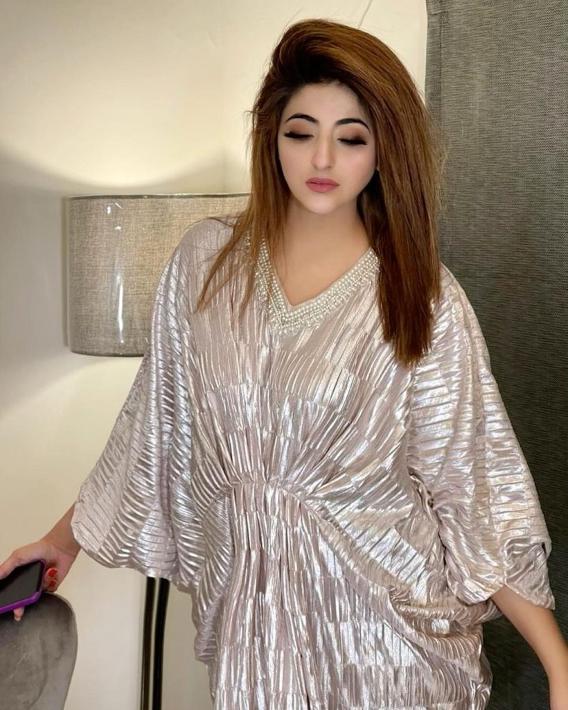 Latest Pictures of Beautiful Actress Fatima Sohail | Reviewit.pk