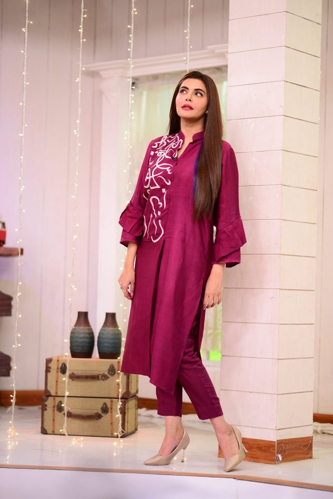 Rubina Ashraf with her Daughter Minna Tariq in Good Morning Pakistan ...