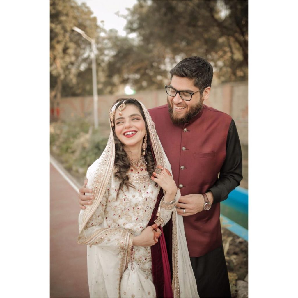 Actress Srha Asghar Beautiful Wedding Photoshoot | Reviewit.pk