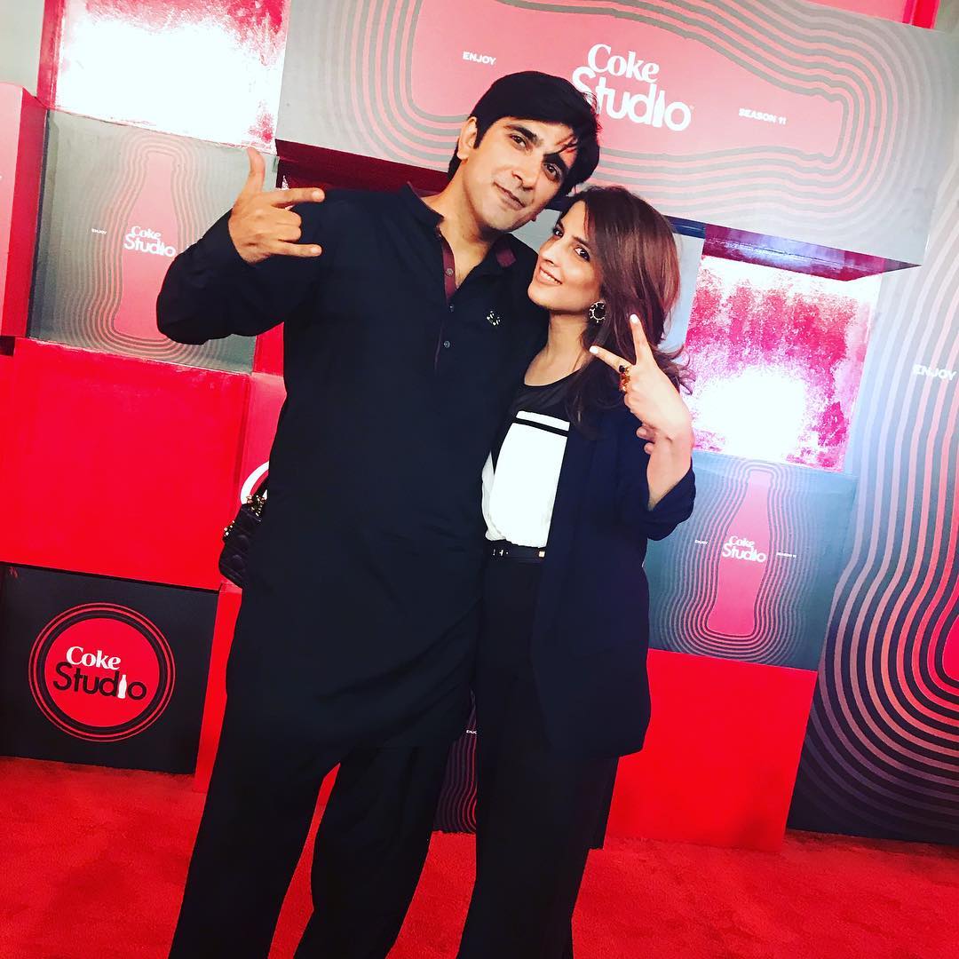 Adorable Family pictures of Pop-Rock Singer Ali Hamza | Reviewit.pk