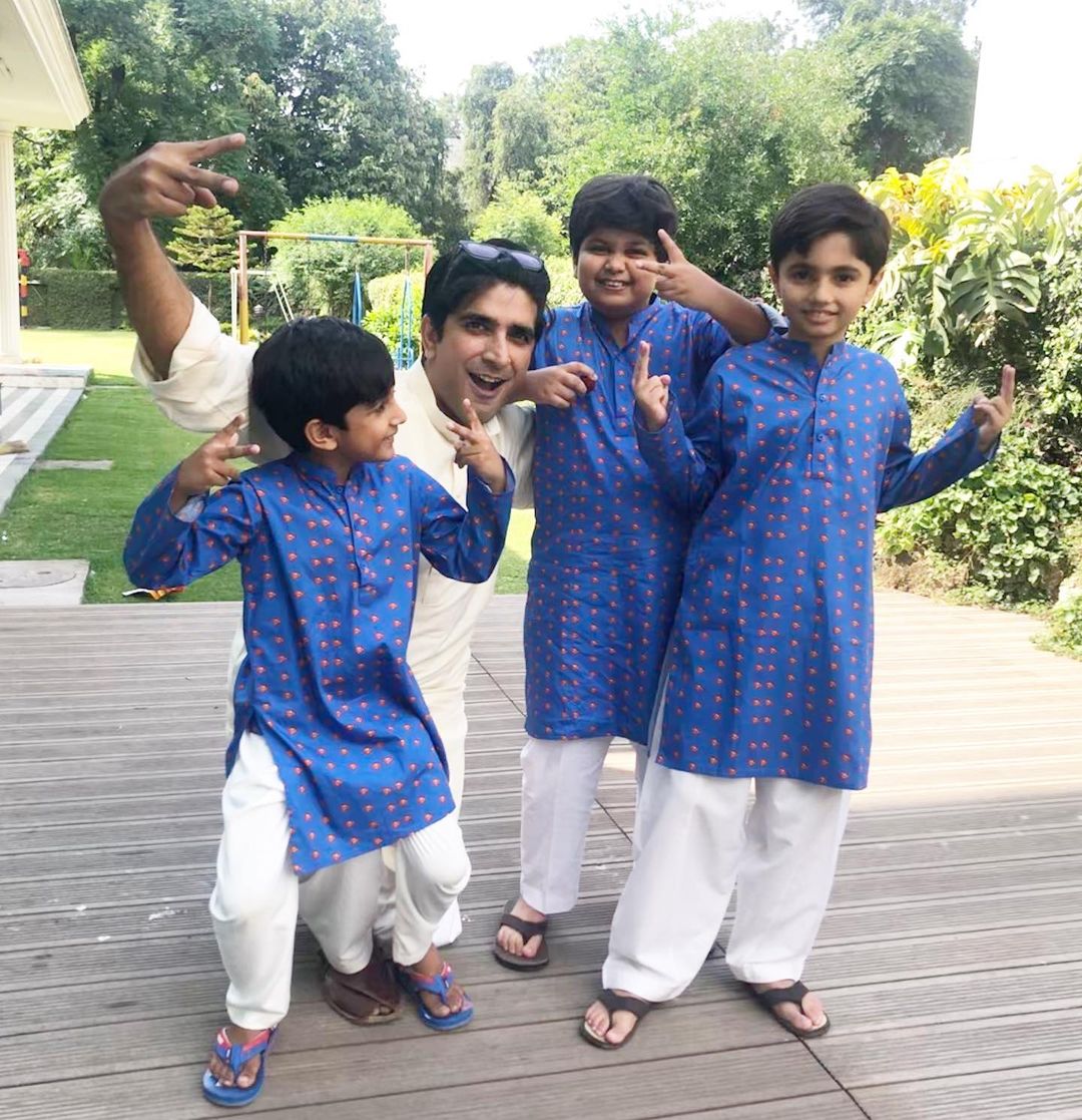Adorable Family pictures of Pop-Rock Singer Ali Hamza | Reviewit.pk