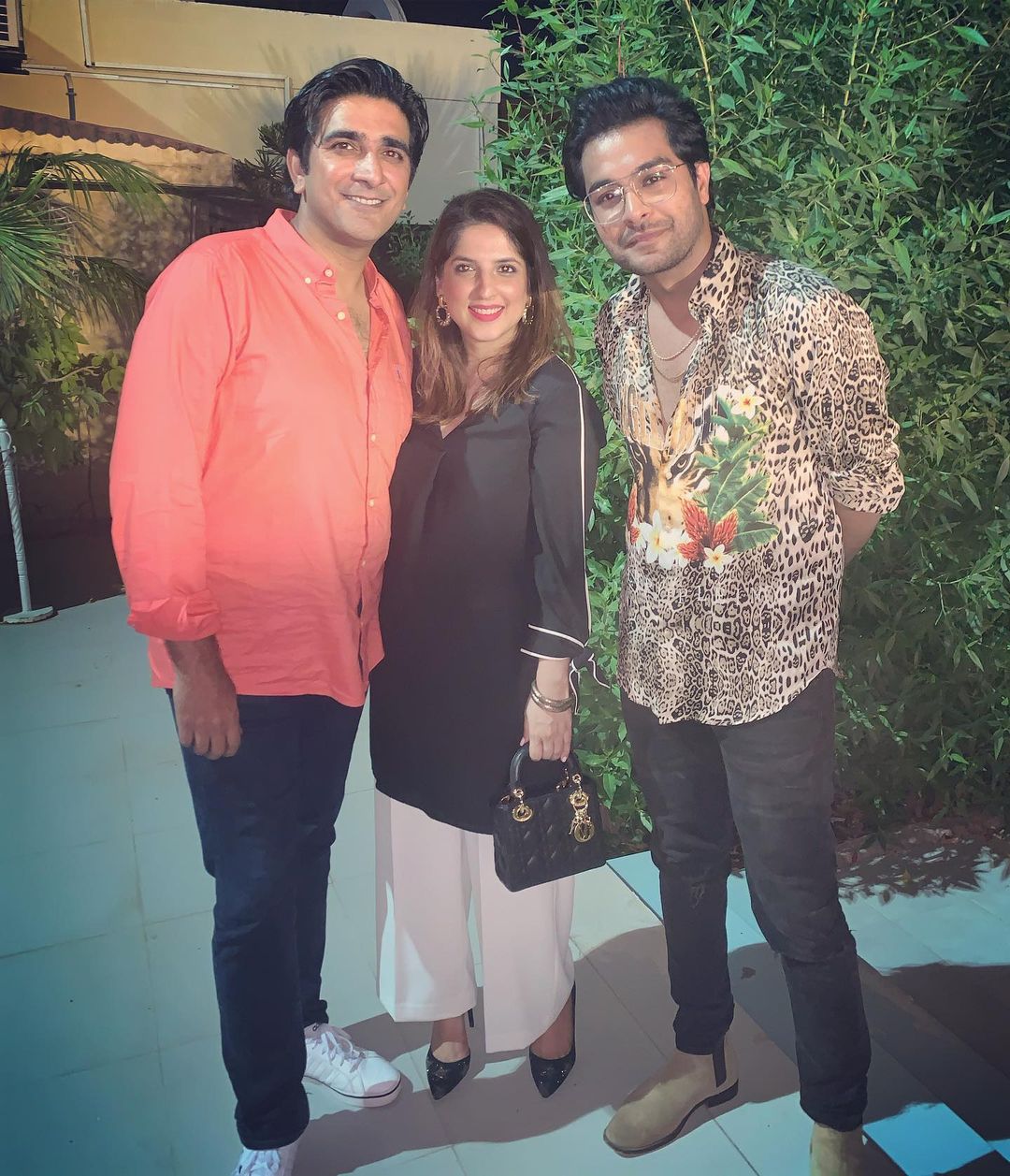 Adorable Family pictures of Pop-Rock Singer Ali Hamza | Reviewit.pk