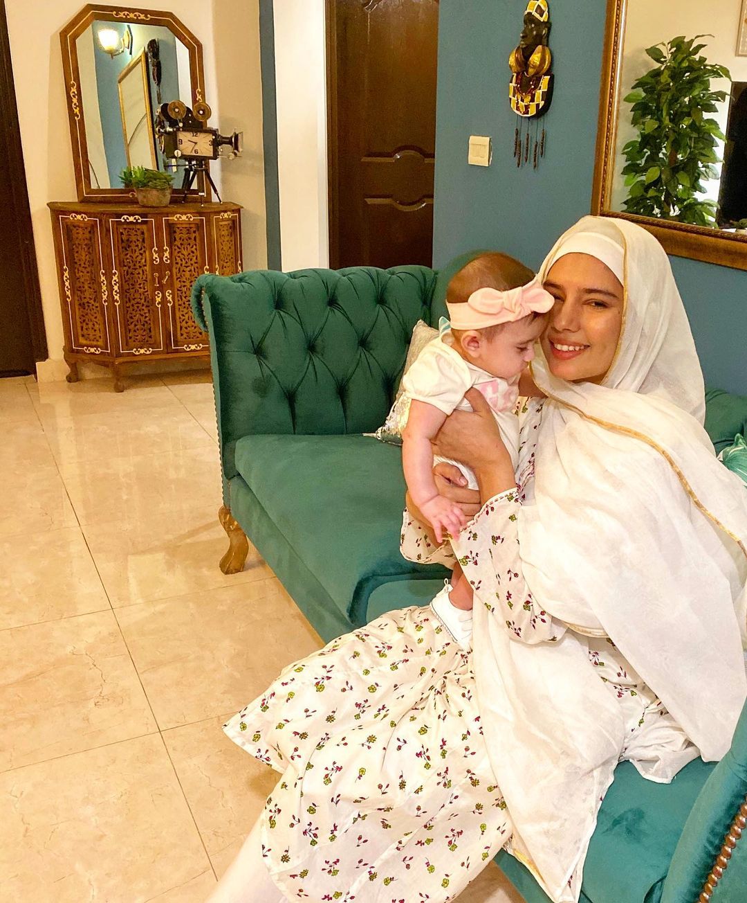 Anam Malik Requests Media Not To Post Her Throwback Modeling Pictures ...