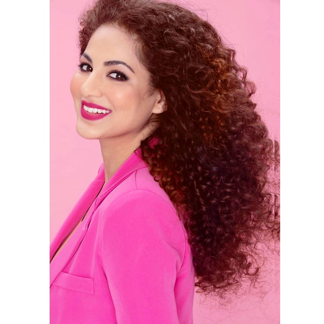 Curl Queen Annie Khalid And Her Daughter, Cutest Duo Ever | Reviewit.pk