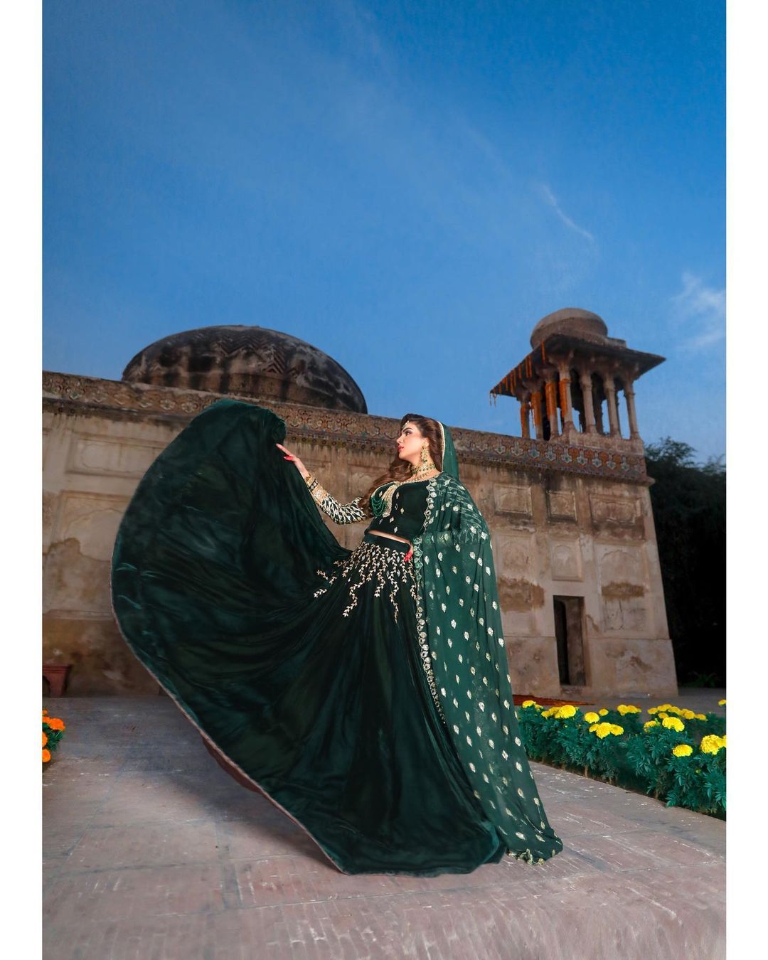 Unseen Bridal Look Of Ravishing Fiza Ali | Reviewit.pk