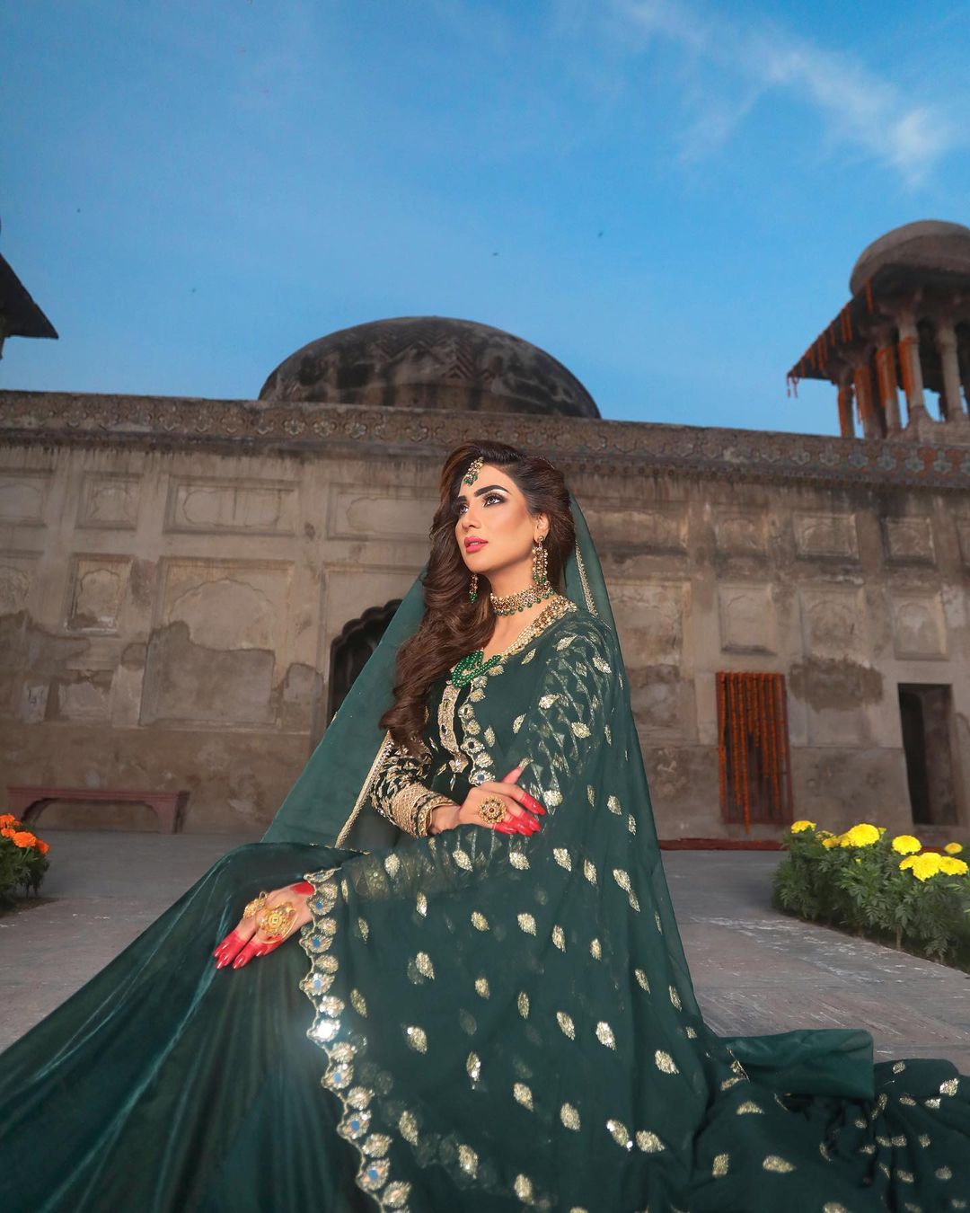 Unseen Bridal Look Of Ravishing Fiza Ali | Reviewit.pk