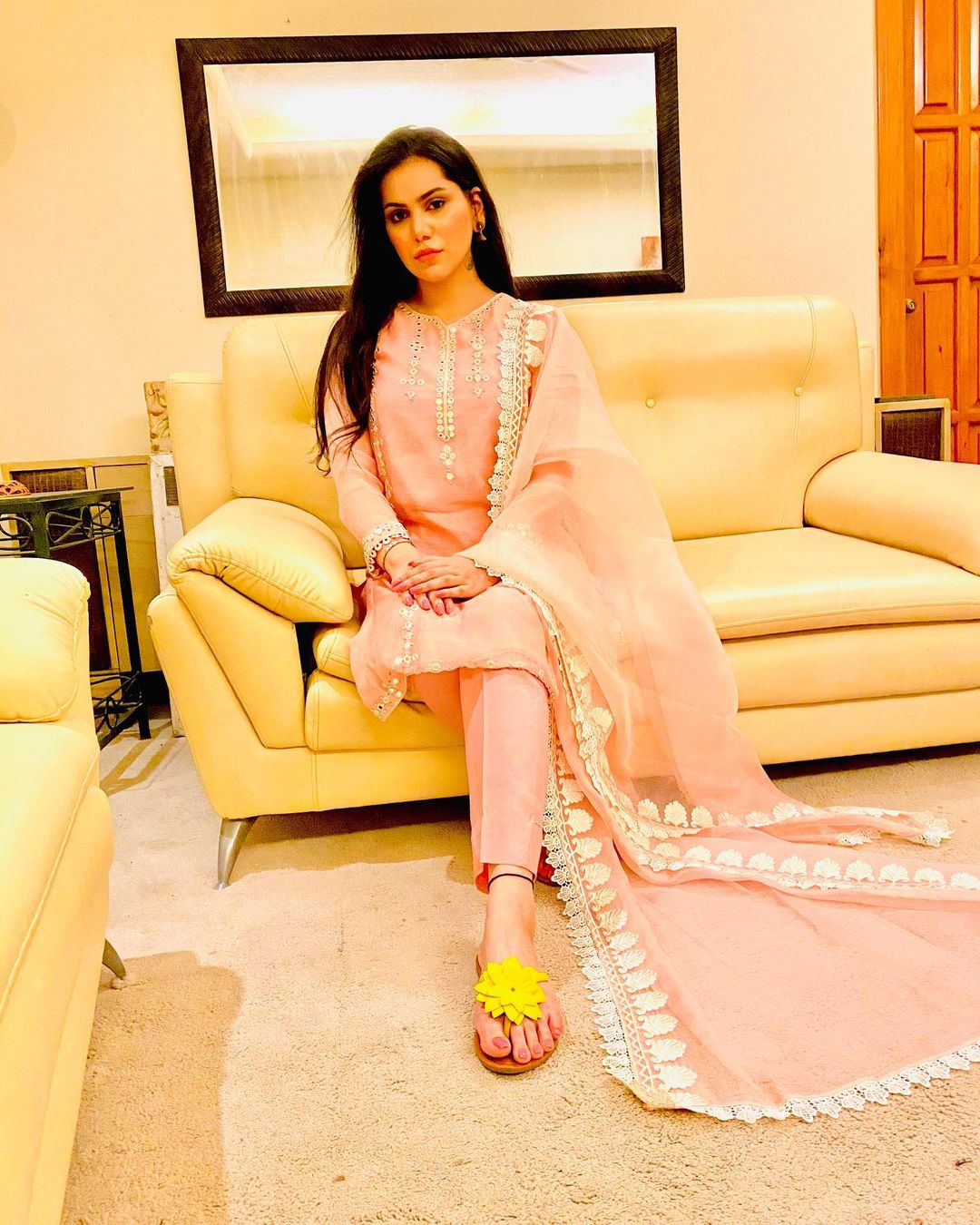 Incredibly Pretty Pictures of Ghana Ali in Pastel Colors | Reviewit.pk