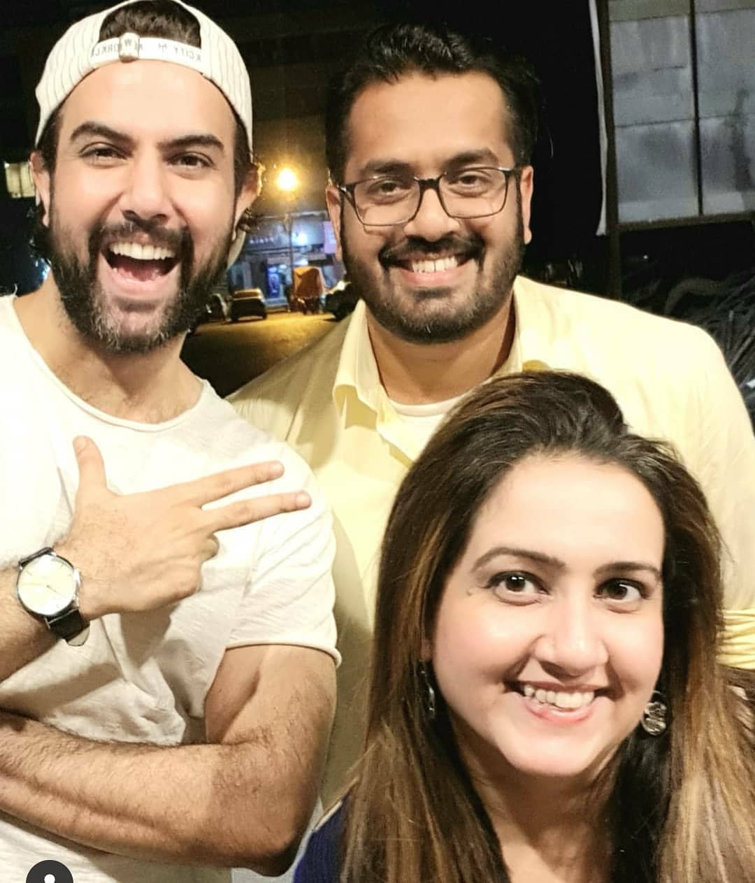 Lovely Family Photos of Noor Hassan | Reviewit.pk