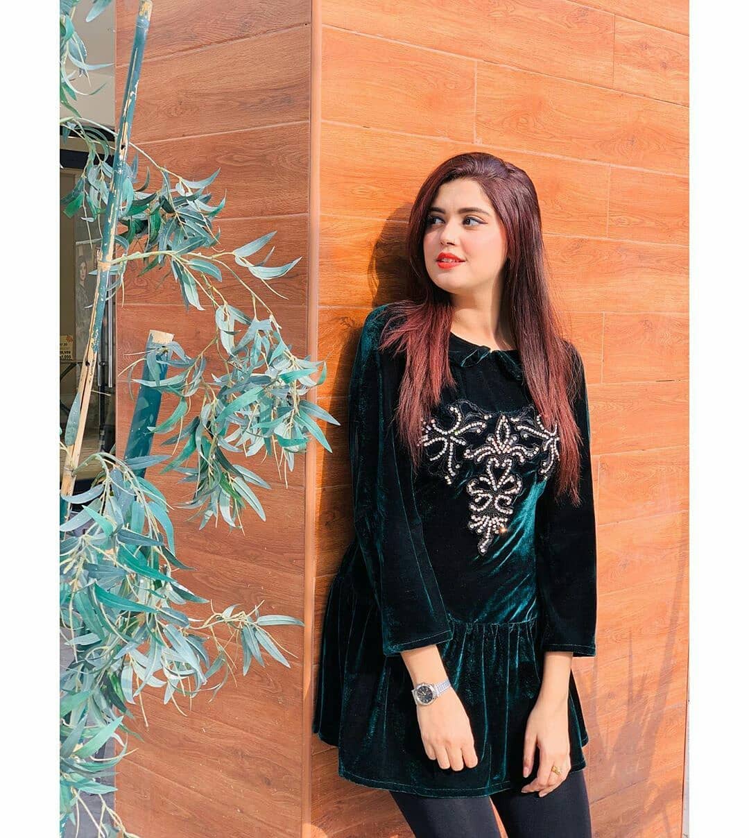 Kanwal Aftab and Her Unique Dress Variety in Black Color | Check Out ...