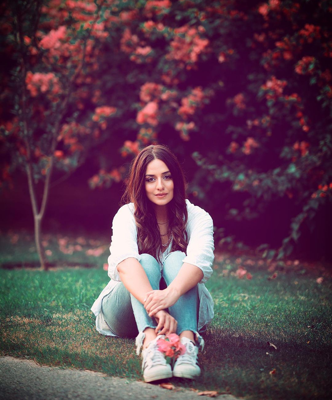 'Log Kiya Kahen Gay' Famed Actress Kinza Razzak Beautiful Pictures ...