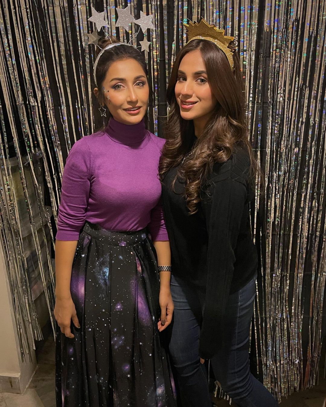 Maham Amir Looks Adorable In Her Latest Pictures | Reviewit.pk