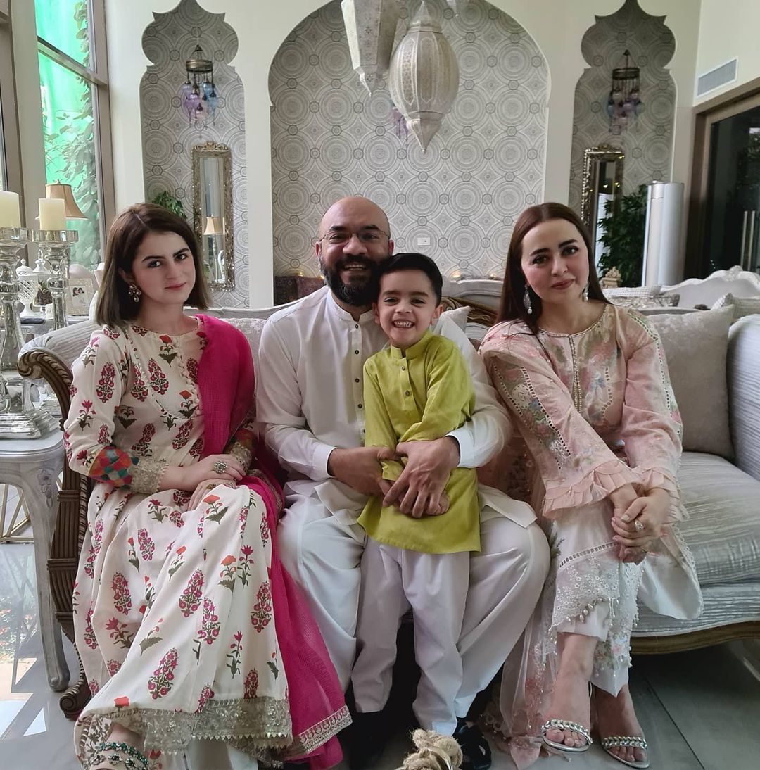 Unseen Family Pictures Of Fashion Designer Maria B | Reviewit.pk