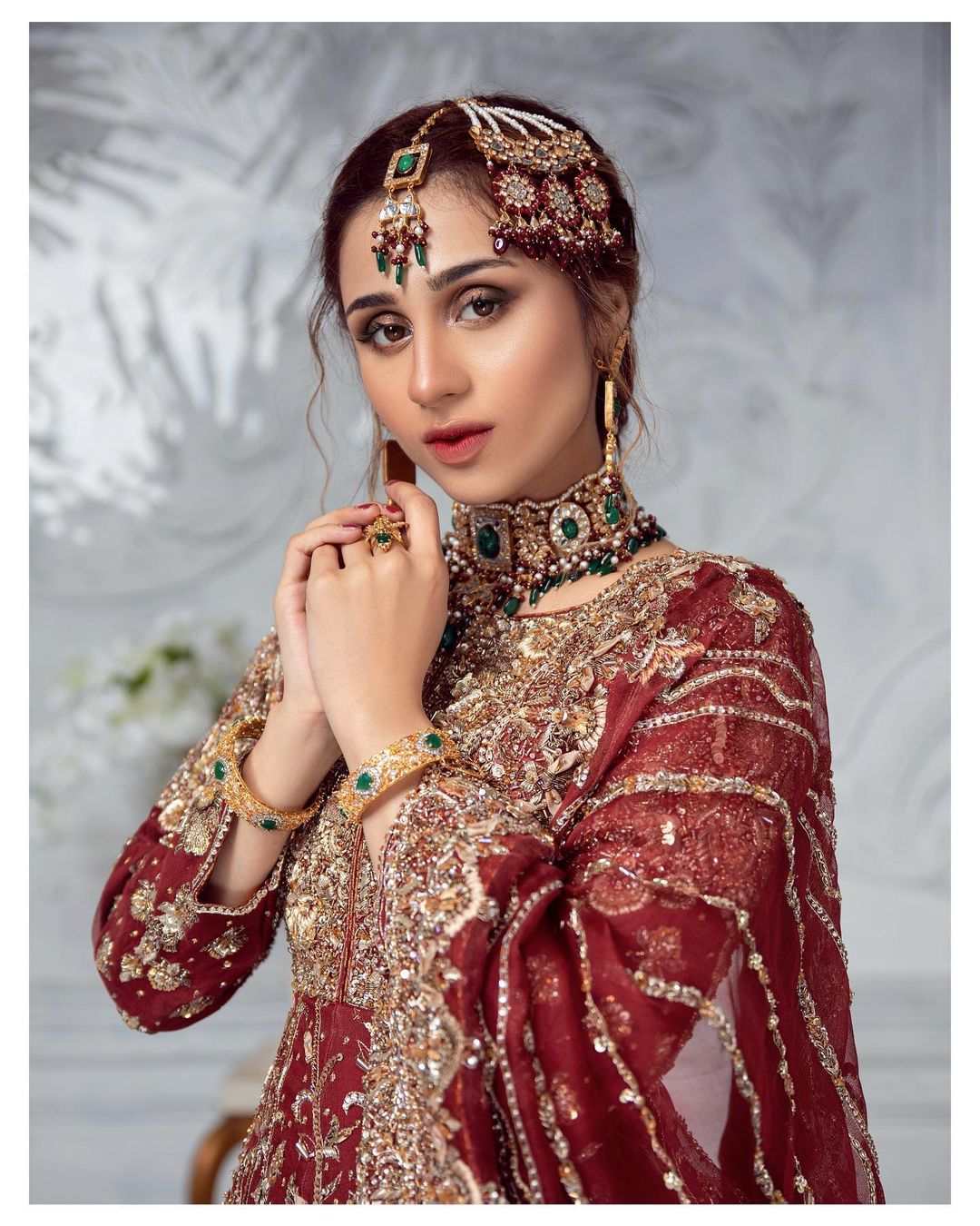 Mashal Khan Looks Ravishing In Deep Red Bridal Ensemble | Reviewit.pk