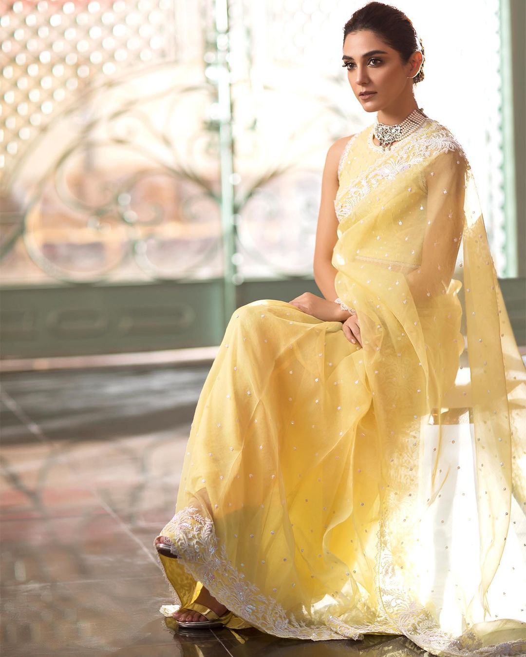 Maya Ali Styled To Perfection In This Ethereal Saree | Reviewit.pk